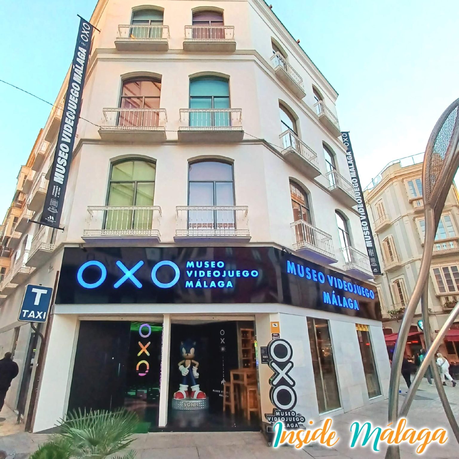 Málaga: OXO Video Game Museum - Inside Malaga